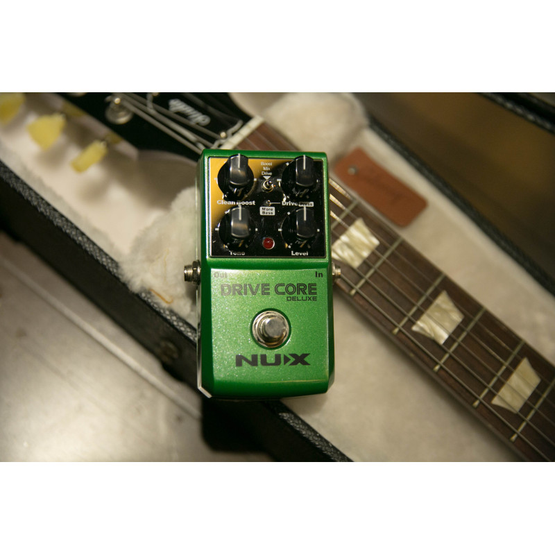 NUX DRIVE CORE DELUXE Pedal overdrive y booster para guitarra electrica